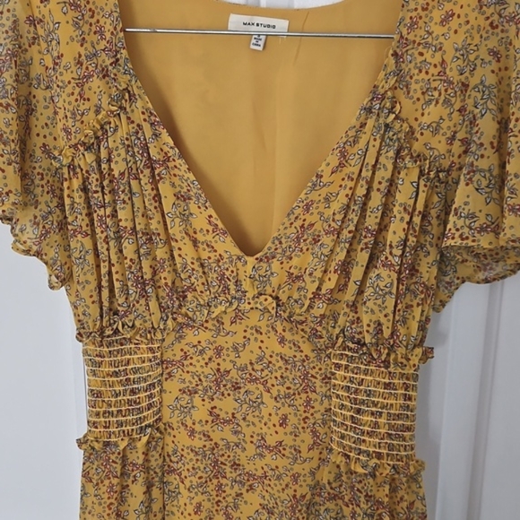 Max Studio | Dresses | Max Studio Womans Midi Dress Size S Gold Red ...